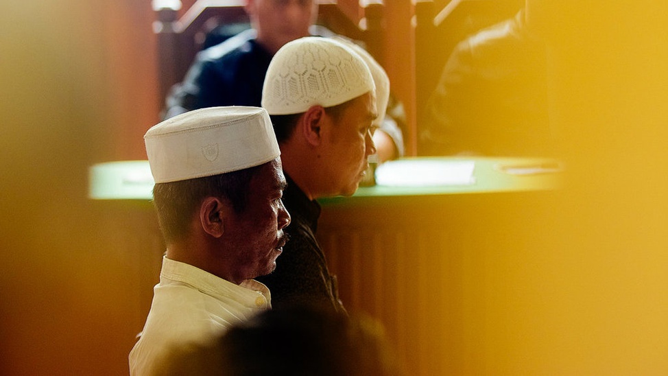 Sidang Putusan Nelayan Pulau Pari Sidang Putusan Nelayan Pulau Pari