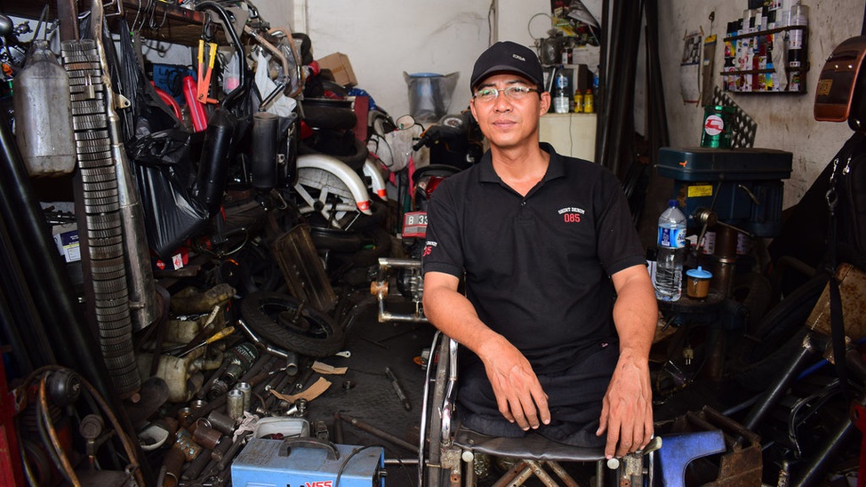 Montir Motor Roda Tiga - Foto Tirto.ID