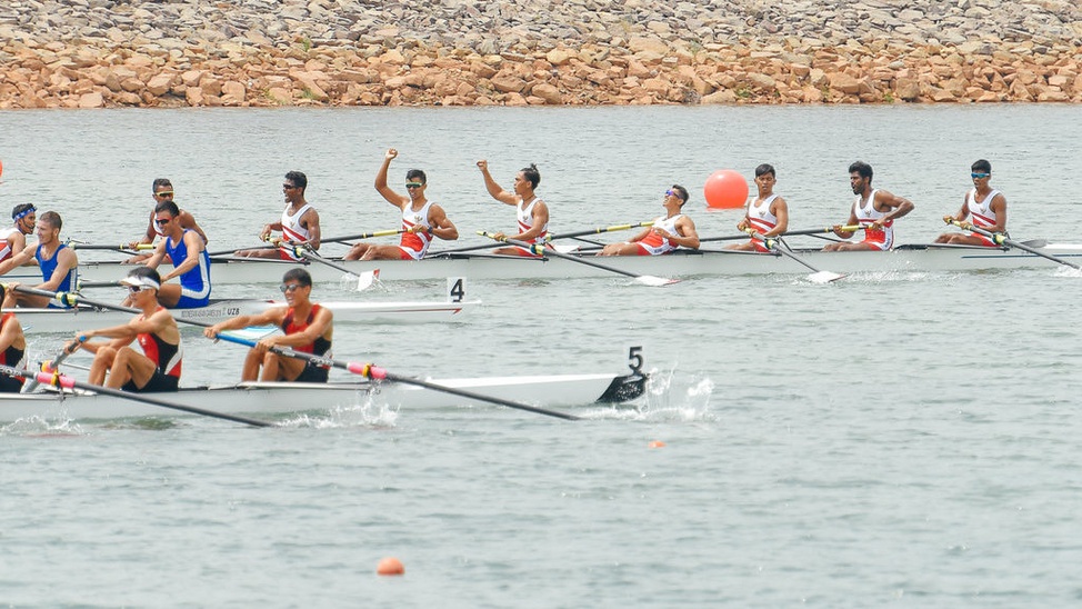 Tim Dayung Putra Kelas Ringan Gigit Emas - Foto Tirto.ID