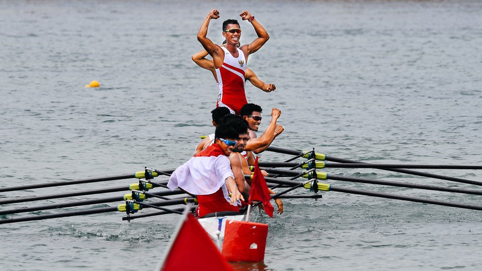 Tim Dayung Putra Kelas Ringan Gigit Emas - Foto Tirto.ID