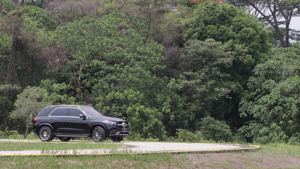 Mercedes-Benz memulai perakitan lokal New GLC dan New GLE