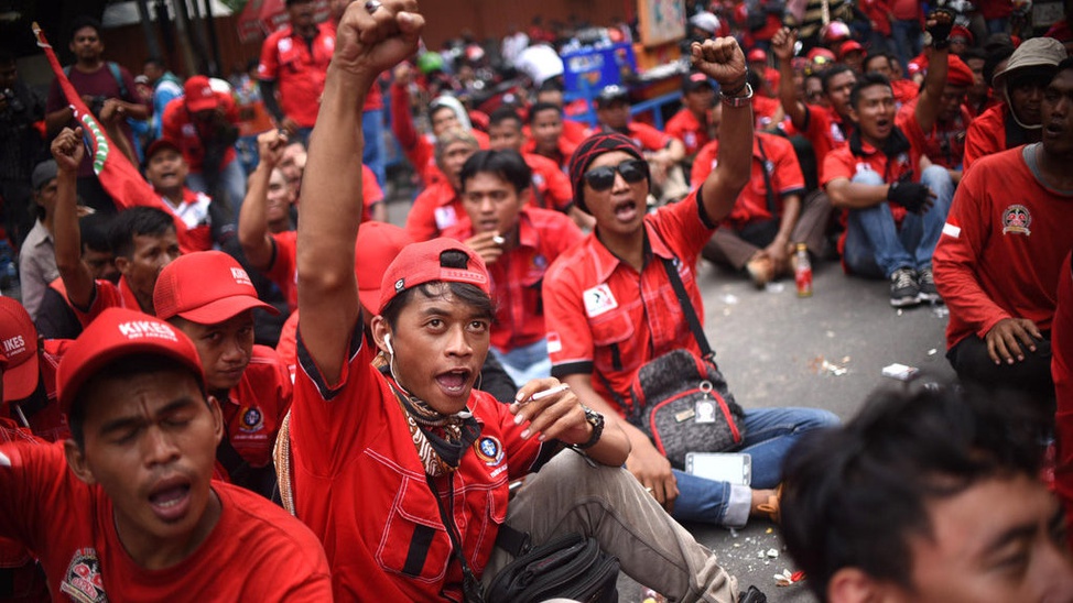 Aksi Buruh Tolak Omnibus Law - Foto Tirto.ID Aksi Buruh Tolak Omnibus Law - Foto Tirto.ID