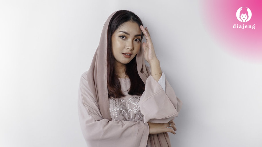 7 Inspirasi Model Baju Lebaran Simpel Tapi Elegan