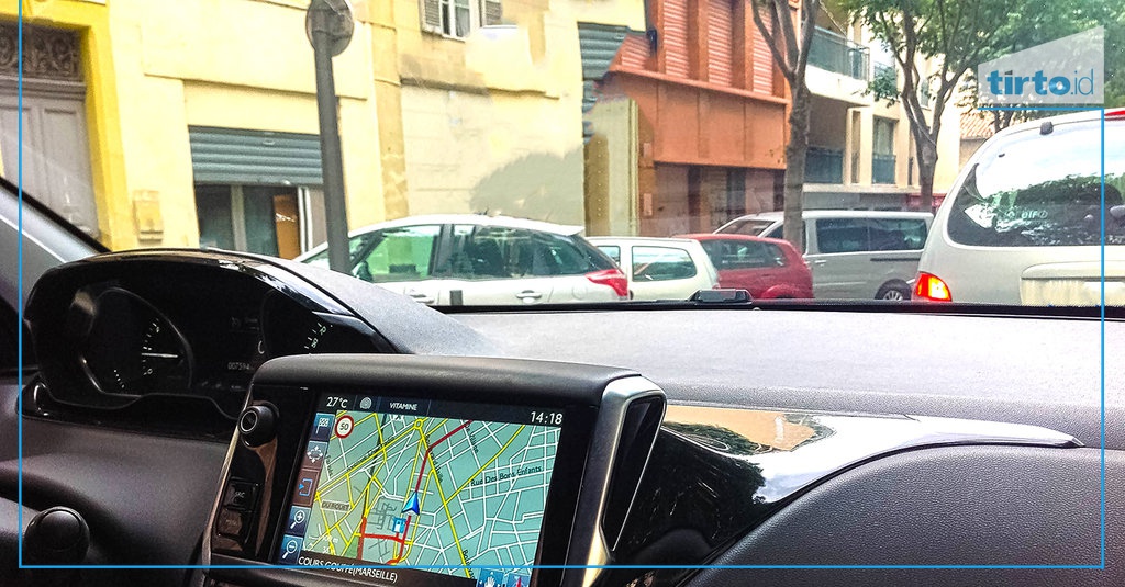 Tua di Jalan dengan Petunjuk Google Maps