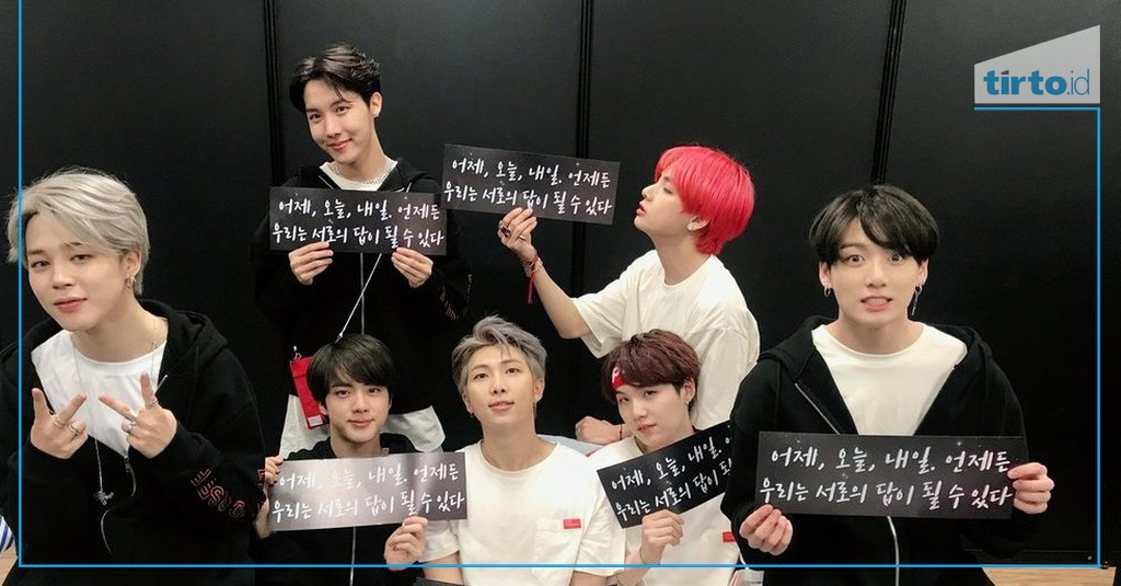 "Boy With Luv" BTS Raih Trofi Ke-3 Show Champion Kalahkan Blackpink