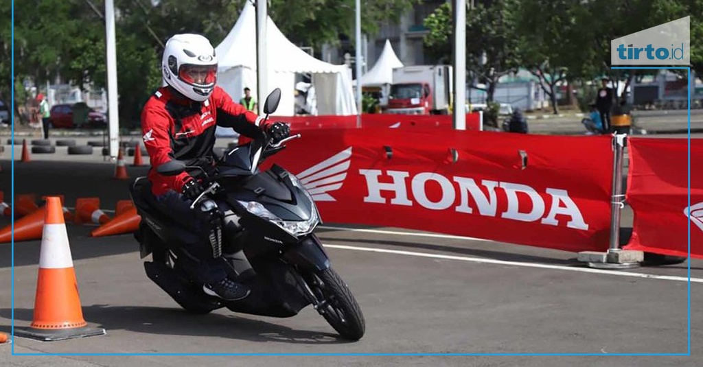 Cara Membersihkan Filter Udara Motor Matic dan Mengenali Jenisnya