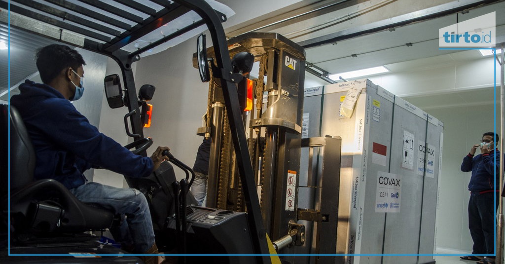 Bio Farma Distribusikan 70 Ribu Vial Vaksin AstraZeneca