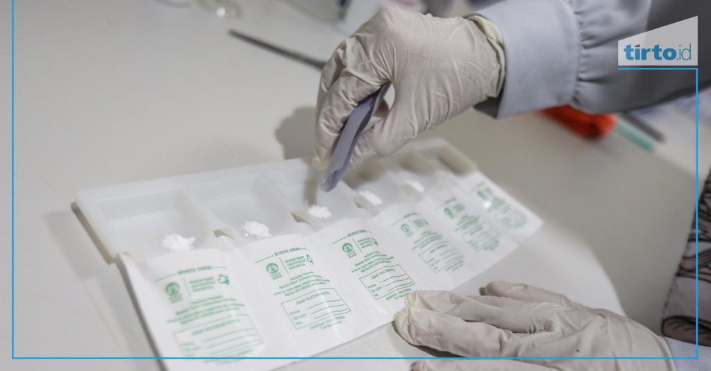 Apakah Minum Obat Puyer Boleh Dicampur Madu & Penjelasan Dokter