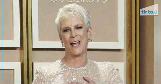 Profil Jamie Lee Curtis & Kisahnya Menang Oscar Pertama di 2023