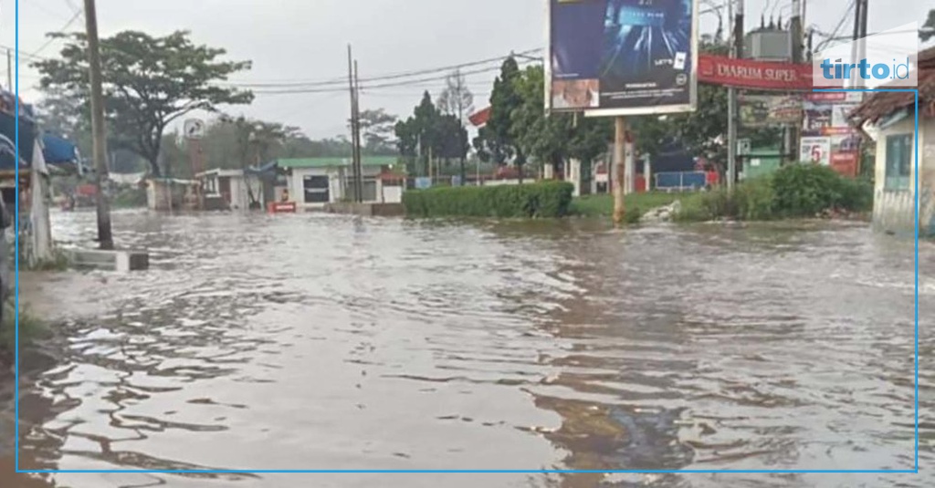 Berita Terkini Banjir-Longsor di Bandung 2023 & Fakta-faktanya