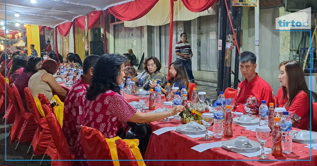 Jamuan Keberagaman dalam Tradisi Imlek di Pecinan Semarang