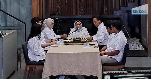 Anies dan Keluarga Doa Bersama Sebelum Berangkat ke TPS