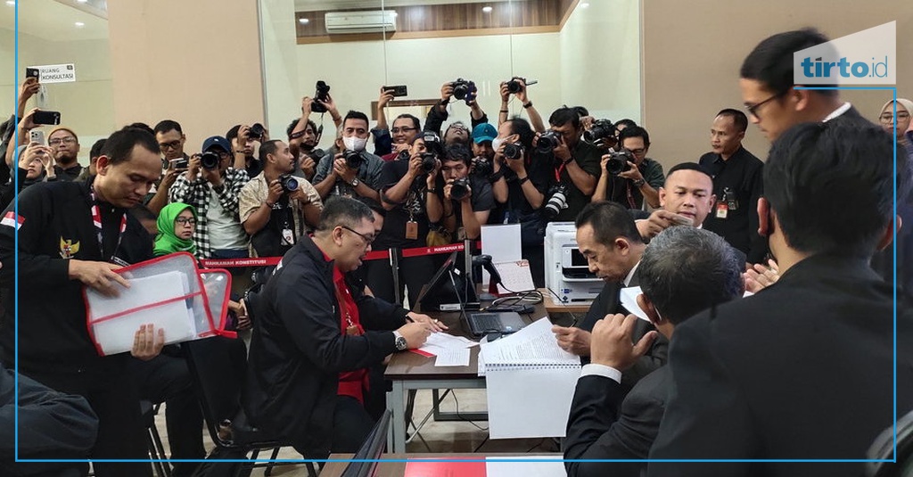 Resmi Gugat Hasil Pilpres Ke MK, TPN Siapkan 30 Saksi & 10 Ahli