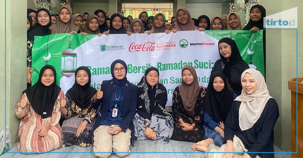 CCEP Indonesia Buka Bersama Bareng Ribuan Santri di Pasuruan