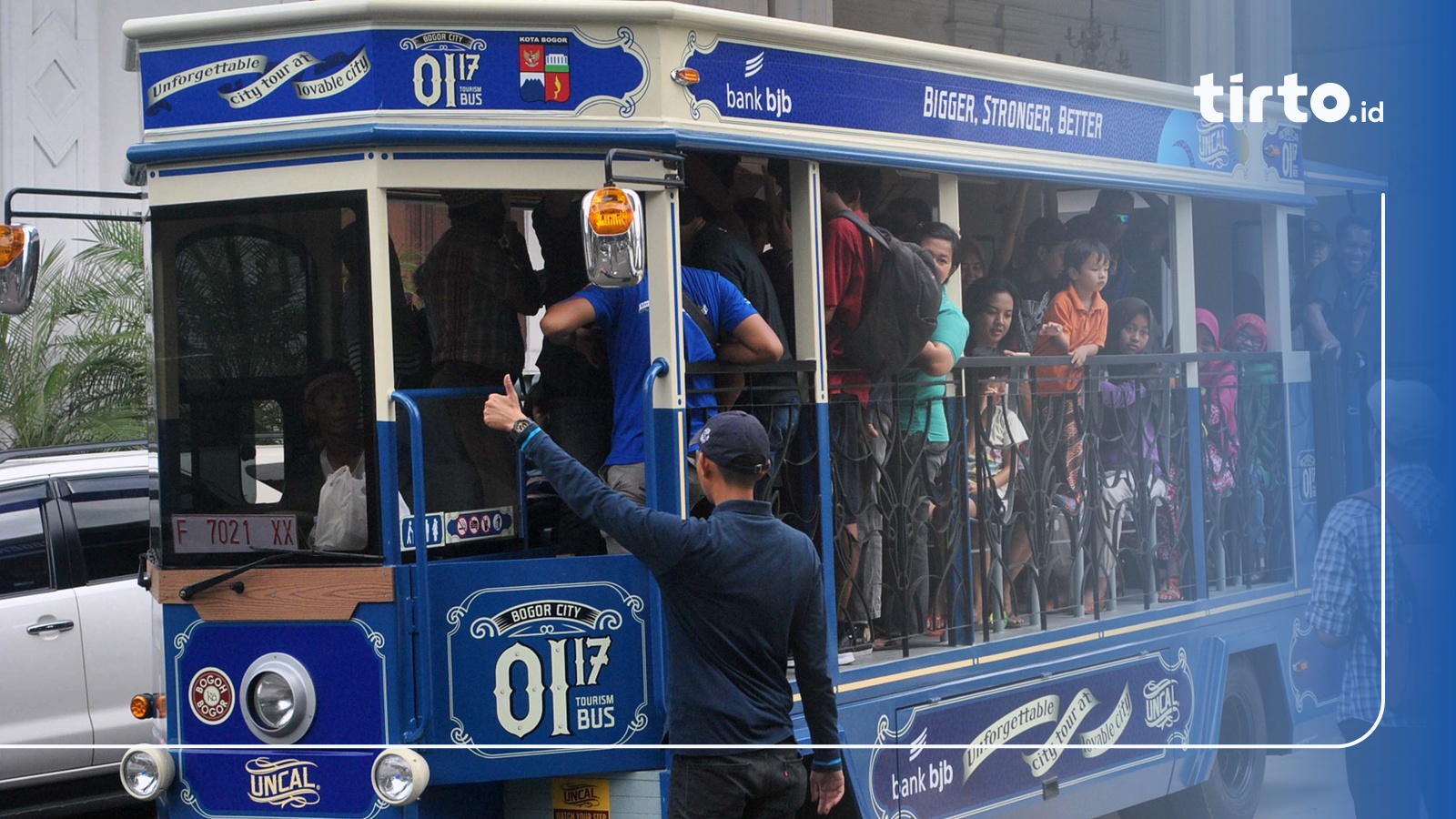 Bus Wisata Uncal Bogor Beroperasi