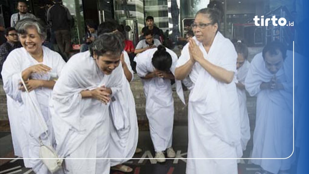 Lia Aminuddin alias Lia Eden Tutup Usia pada 9 April 2021