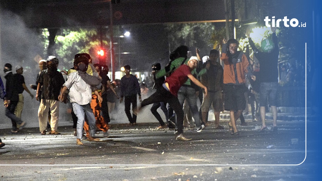 Sebagian Korban Pengepungan YLBHI Bertahan di Komnas HAM