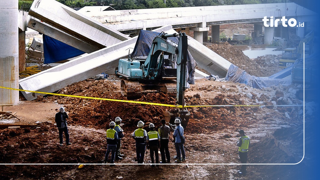 Flyover Proyek Tol Depok-Antasari Roboh