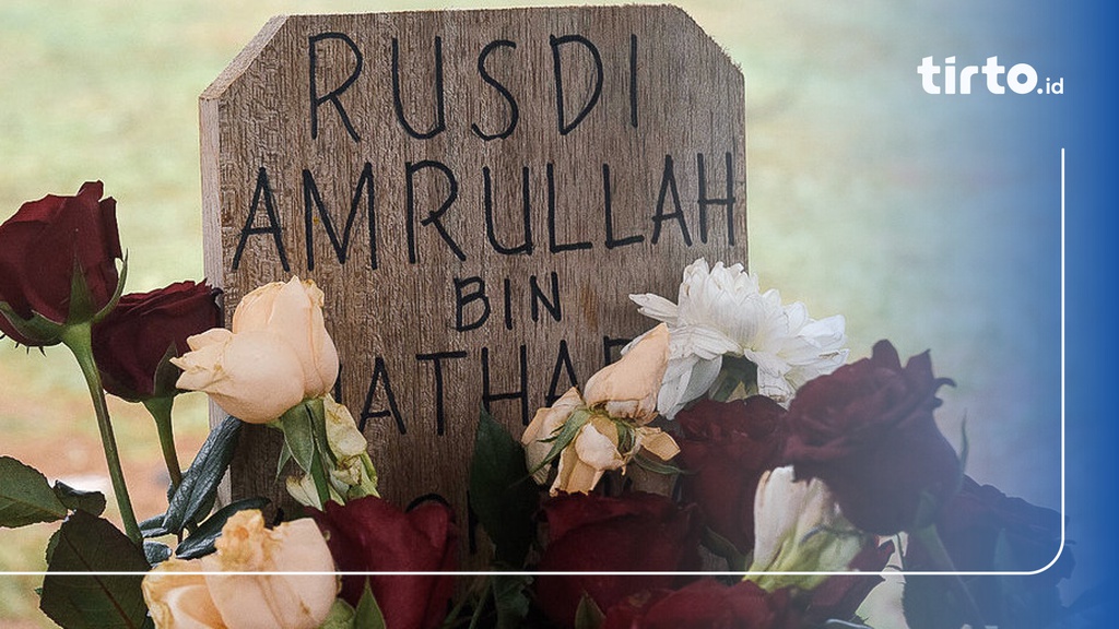 Pemakaman Wartawan Senior Rusdi Mathari