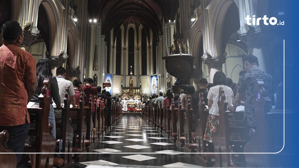 Polisi hingga Banser Kawal Misa Natal di Gereja Katedral