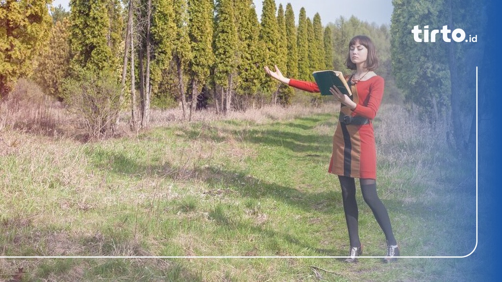 Macam Gaya Membaca Puisi dan Caranya: Deklamasi-Teatrikal