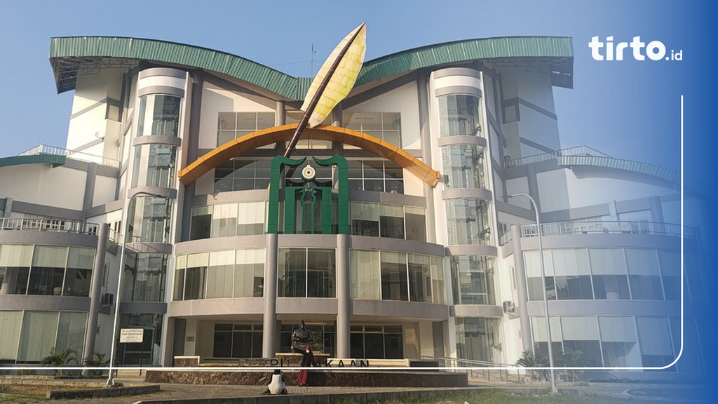 58 PTN Perguruan Tinggi Islam Negeri: UIN, STAIN, hingga IAIN