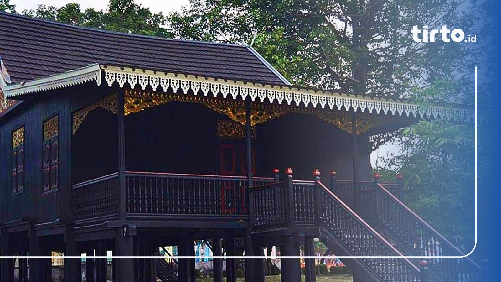 Sejarah Rumah Adat Jambi Kajang Lako, Keunikan, dan Filosofinya