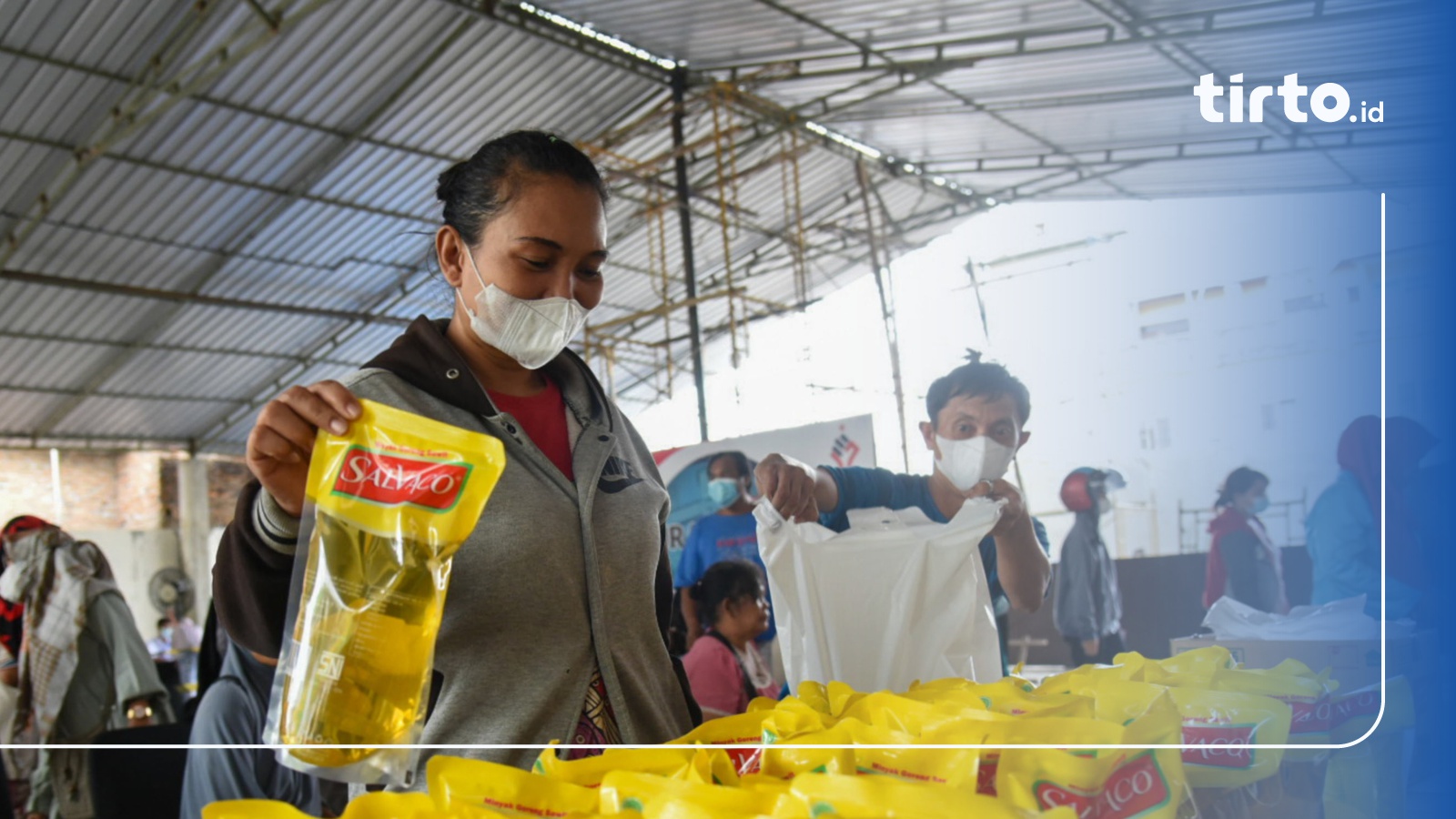 Update Harga Bahan Pangan: Migor Curah dan Bawang Merah di Atas HET