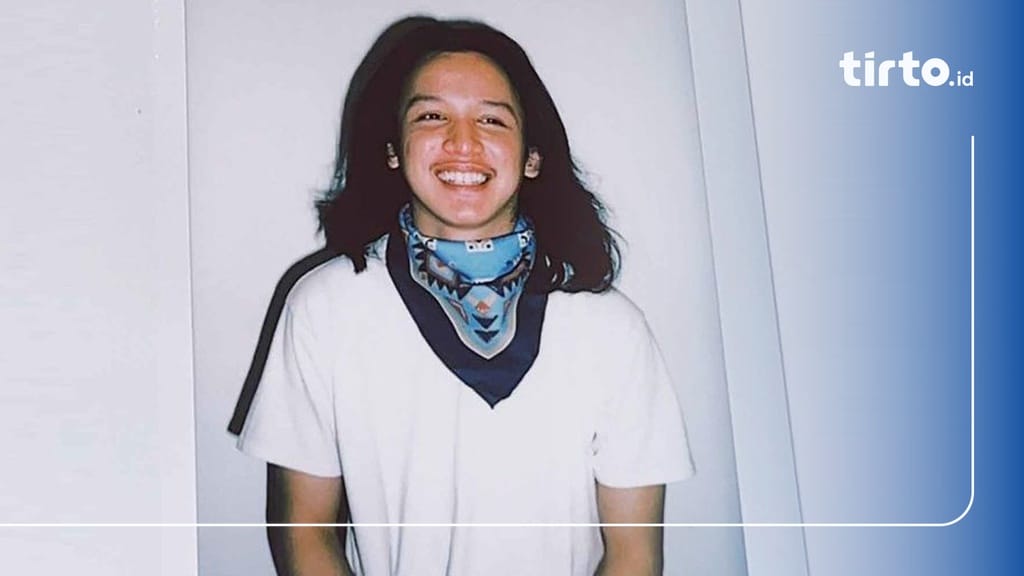 Profil Ray Prasetya, Drummer yang Cium BCL Saat Konser di Singapura