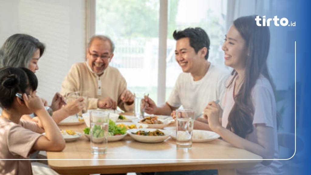 Menyiasati Makan Bersama Keluarga yang Hampir Terlupakan