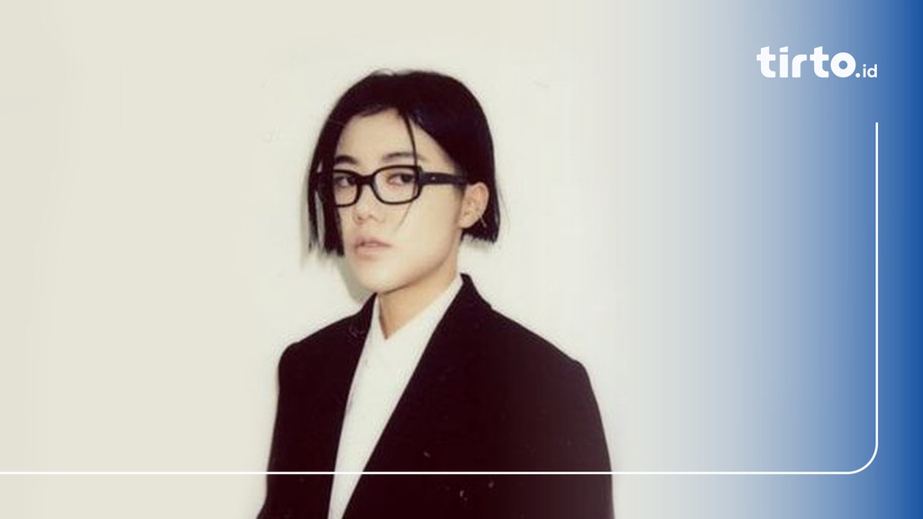 Lirik Lagu "Smoke Sprite" So!YoON! feat RM BTS Tren di YouTube