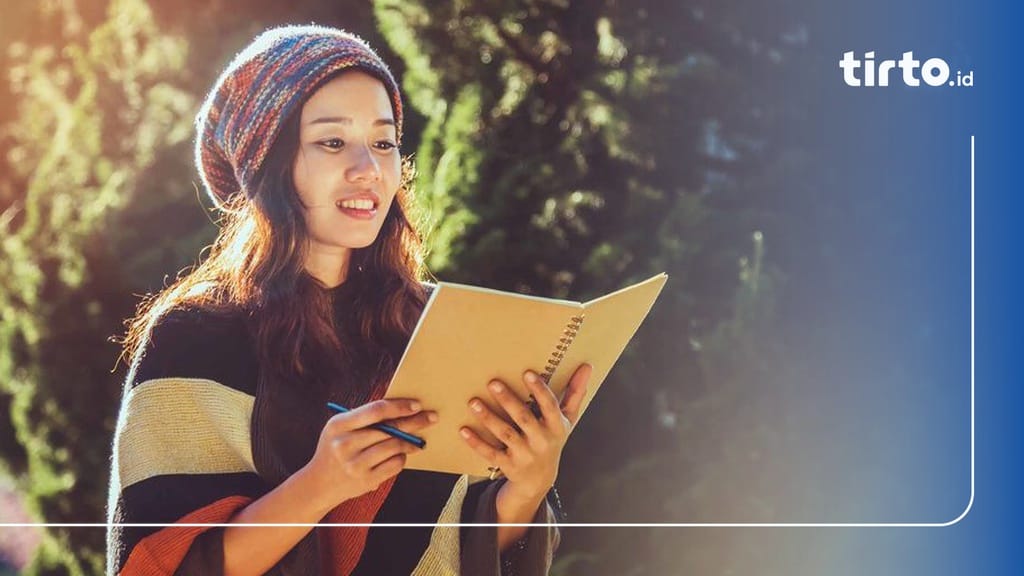 10 Buku Puisi Rekomendasi: Aan Mansyur hingga Wiji Thukul