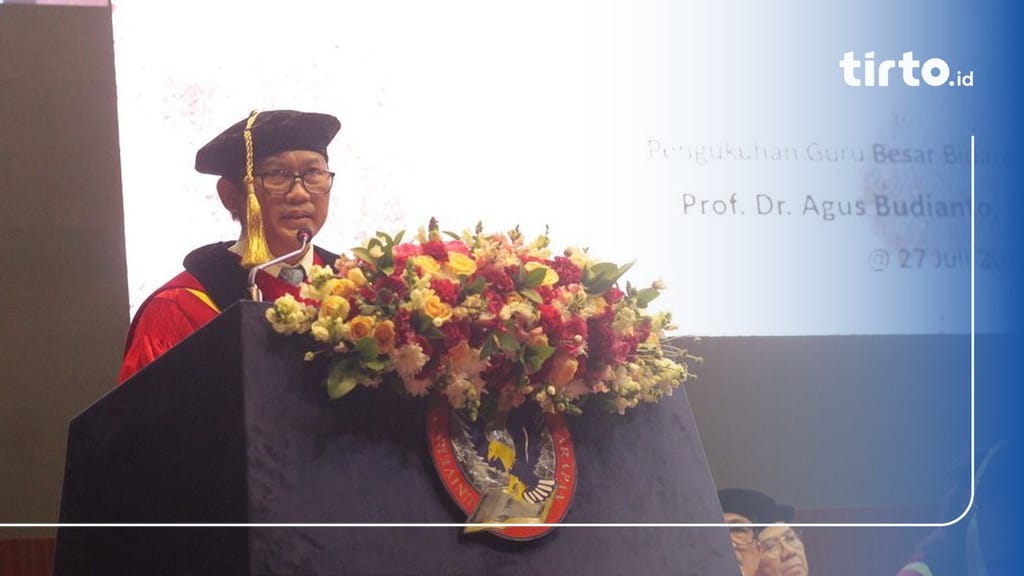 Agus Budianto Dikukuhkan Jadi Guru Besar Ilmu Hukum di UPH