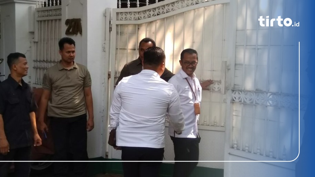 Sekjen Perindo Ahmad Rofiq Tiba di Kediaman Megawati