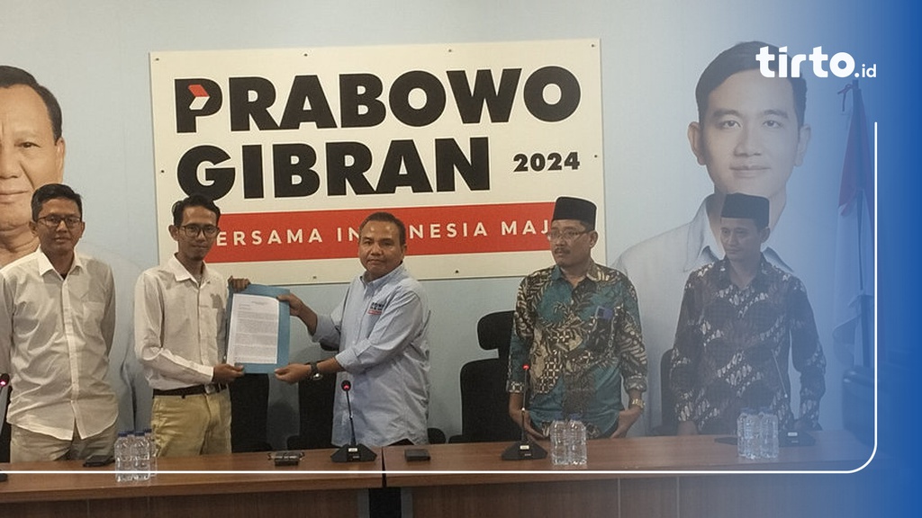 Relawan Anies & Ganjar Kompak Membelot Dukung Prabowo di Pilpres