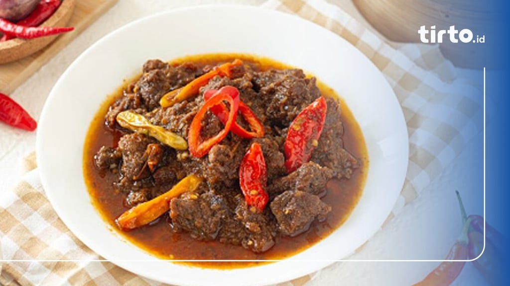 Resep Oseng Mercon Merah Putih yang Viral di X & Cara Membuatnya