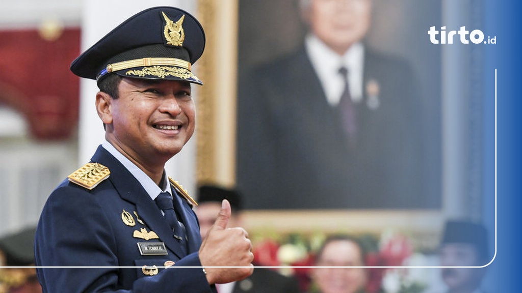 Jokowi Minta TNI Makin Kuat di Bawah KSAU Marsekal Tonny Harjono