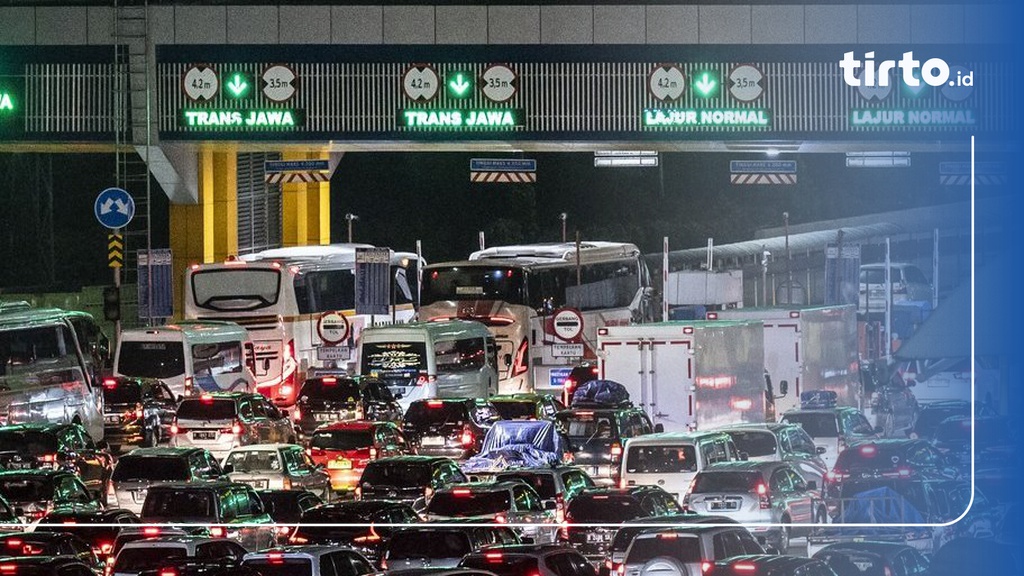 Contraflow Diterapkan di Jalan Tol Japek KM 47-70