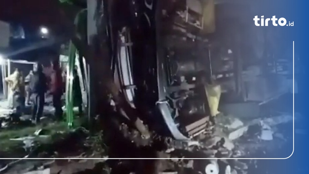 Bus Wisata Terguling di Subang, Polisi: Sementara 4 Orang Tewas