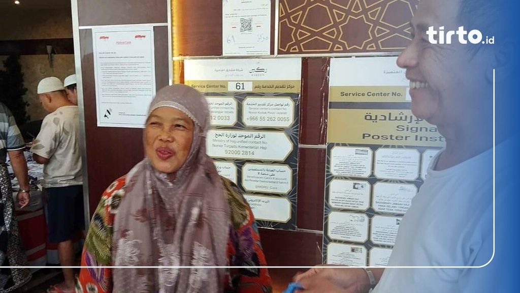 Koper Sumiarsih Penuh Oleh-oleh, dari Cokelat hingga Permen
