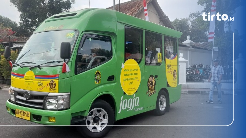 Mengenal Si Thole, Bus Wisata Jogja Peminum BBM Sampah Plastik