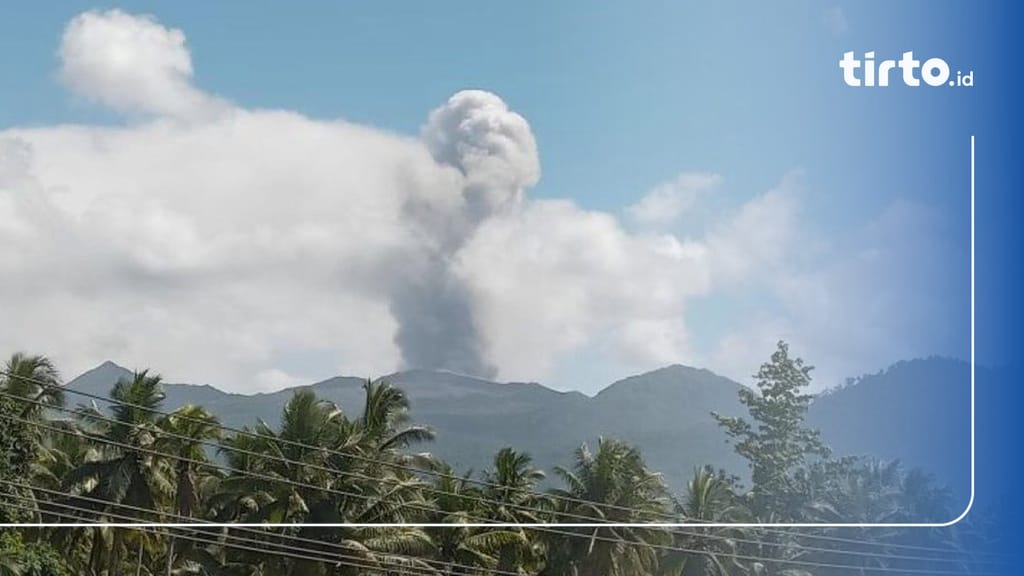Sejarah Erupsi Gunung Dukono, Apakah Saat Ini Masih Aktif?