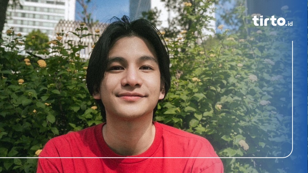 "The Otherside", Paduan Narasi dan Musik Dansa ala Phum Viphurit