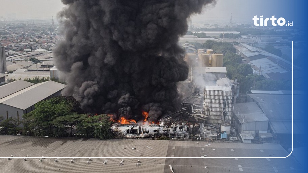 9 Orang Tewas akibat Kebakaran Pabrik Pakan Ternak di Bekasi