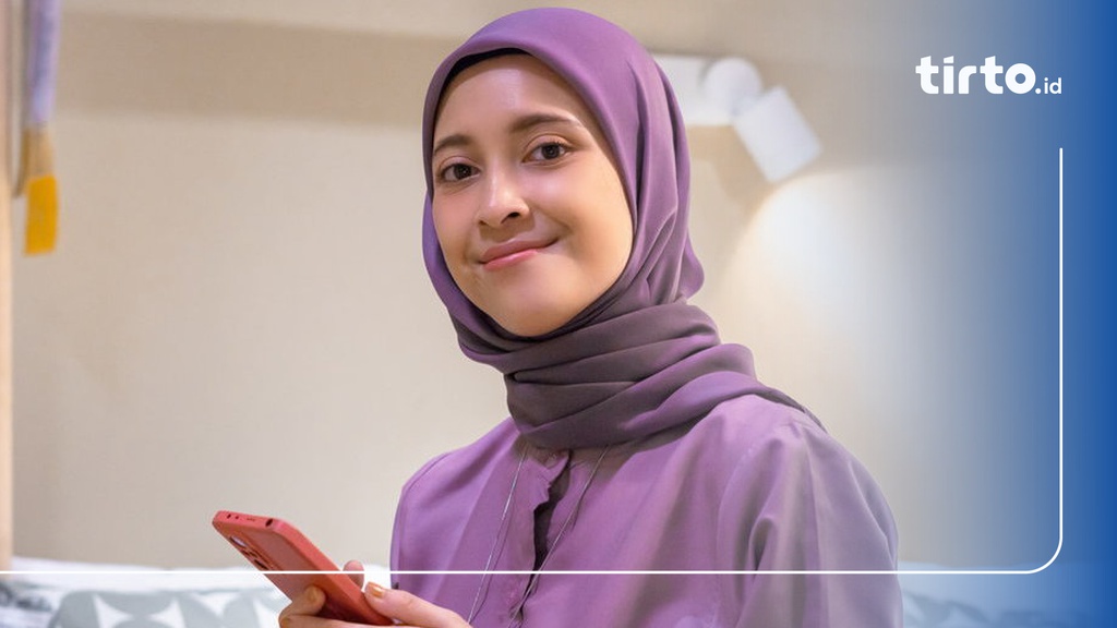 7 Warna Jilbab yang Cocok dengan Baju Warna Lavender