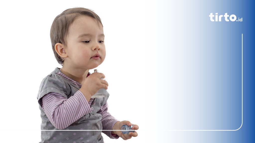 10 Rekomendasi Parfum Wangi Bayi yang Enak dan Tahan Lama
