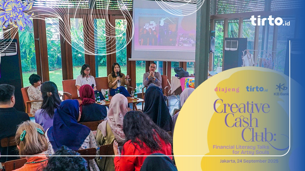 Creative Cash Club: Financial Literacy for Artsy Souls