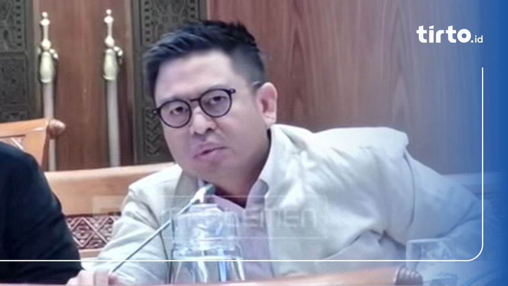 Profil Endipat Wijaya DPR & Apakah Sindir Donasi Ferry Irwandi?