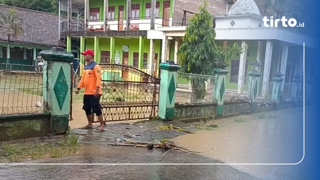 Banjir Jepara Hari Ini: Akses Terbuka & Listrik Sudah Menyala