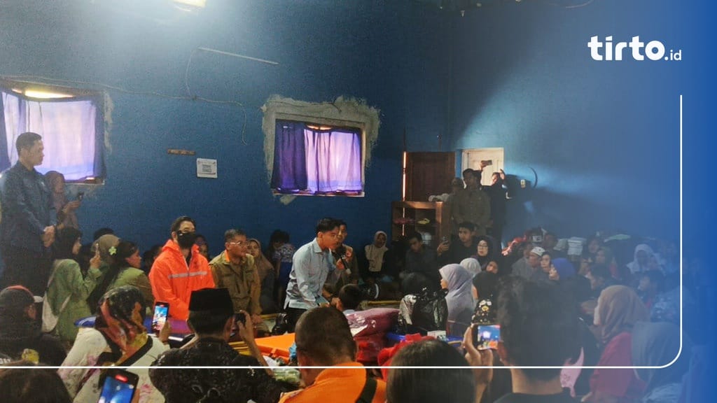 Tinjau Longsor Cisarua, Gibran: Tindak Alih Fungsi Lahan